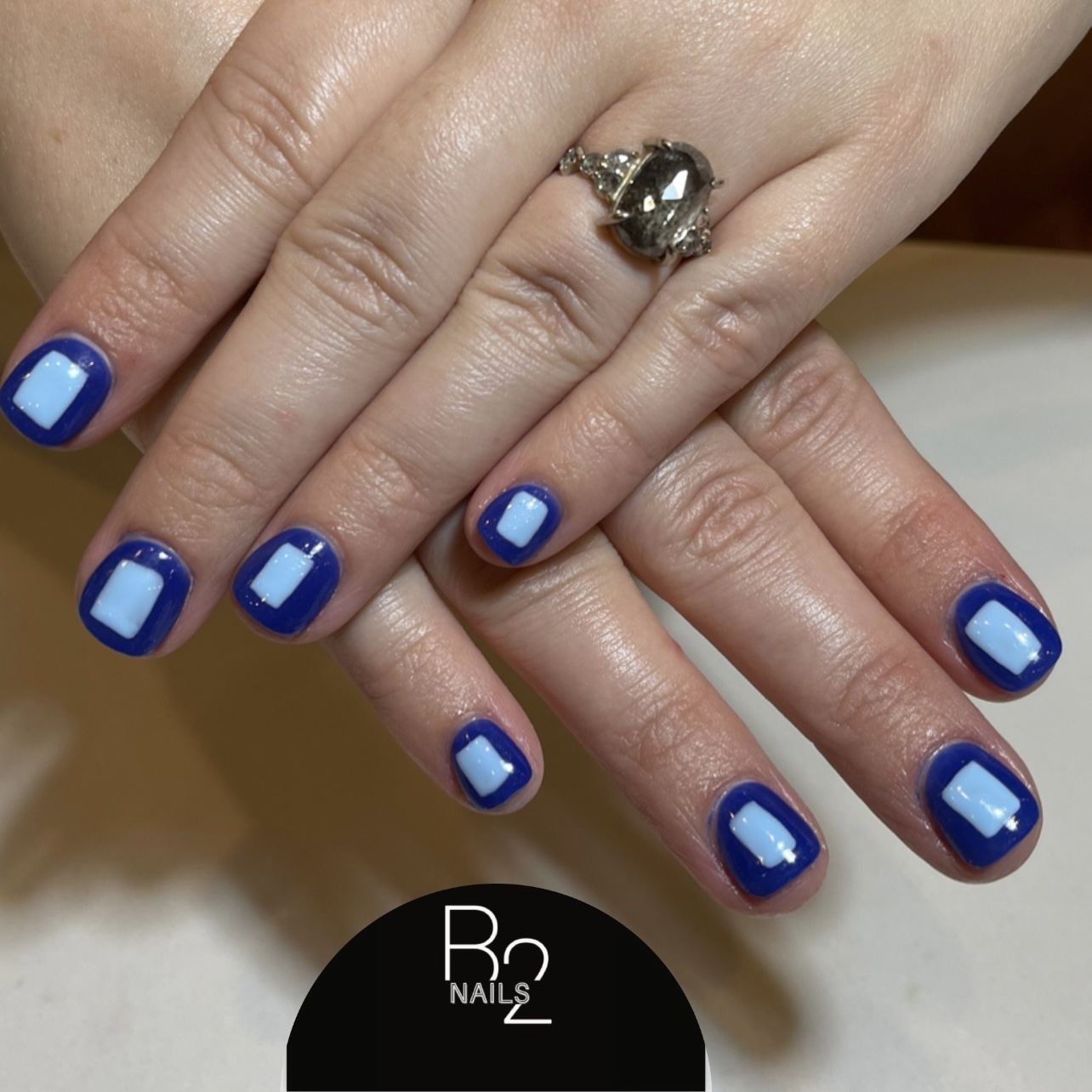 B2 Nails