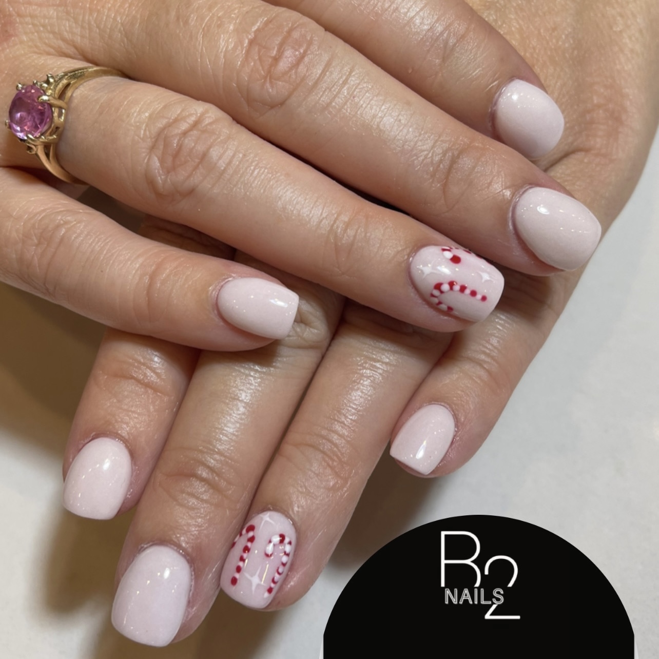B2 Nails